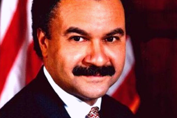 Harlem's Ron Brown, The First Black US Secretary Of Commerce And Chair ...