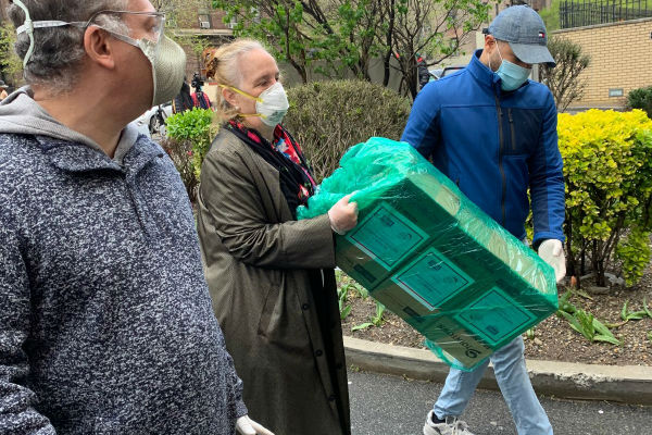 The COVID Crsis: BP Gale Brewer Distributes 50,000 Face Masks Uptown ...