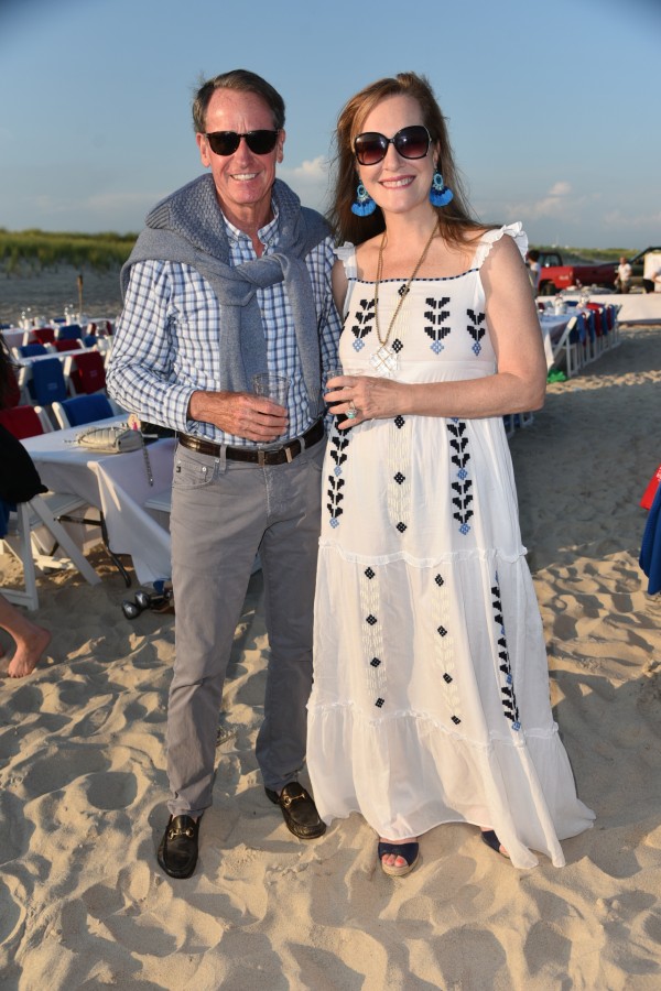 Philanthropist Jean Shafiroff And Others At The Dogs On The Dunes ...