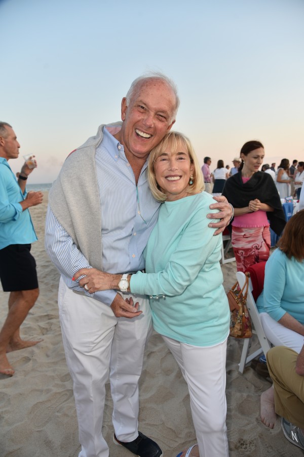 Philanthropist Jean Shafiroff And Others At The Dogs On The Dunes ...