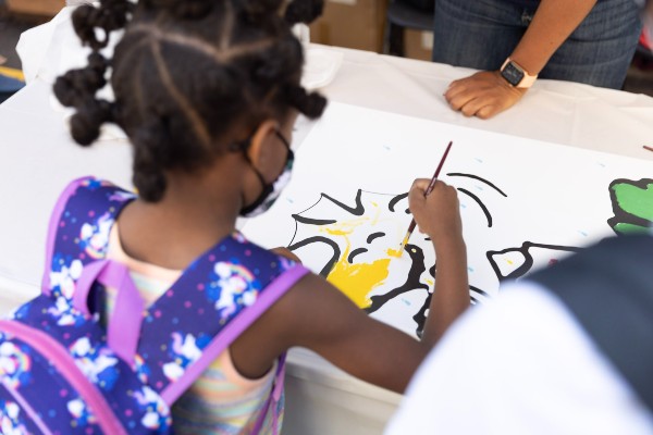 Peanuts Worldwide, Harlem Hospital, And The Foundation For Hospital Art ...