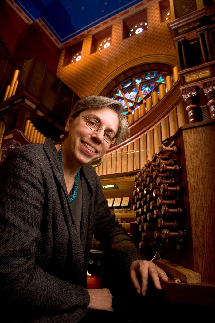 Internationally Acclaimed Recording Artist Gail Archer Performs ...