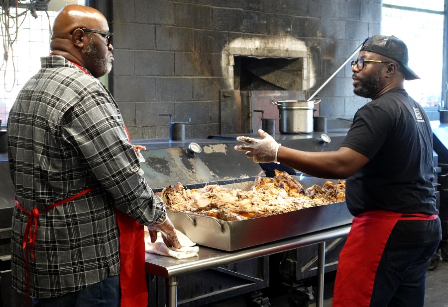 Tune In Tonight! 'World Of Flavor' With Chef Big Moe Cason's BQue Cajun ...