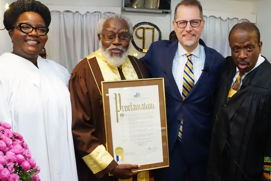 Seitu’s World: Manhattan Borough President Levine Celebrates Bishop ...