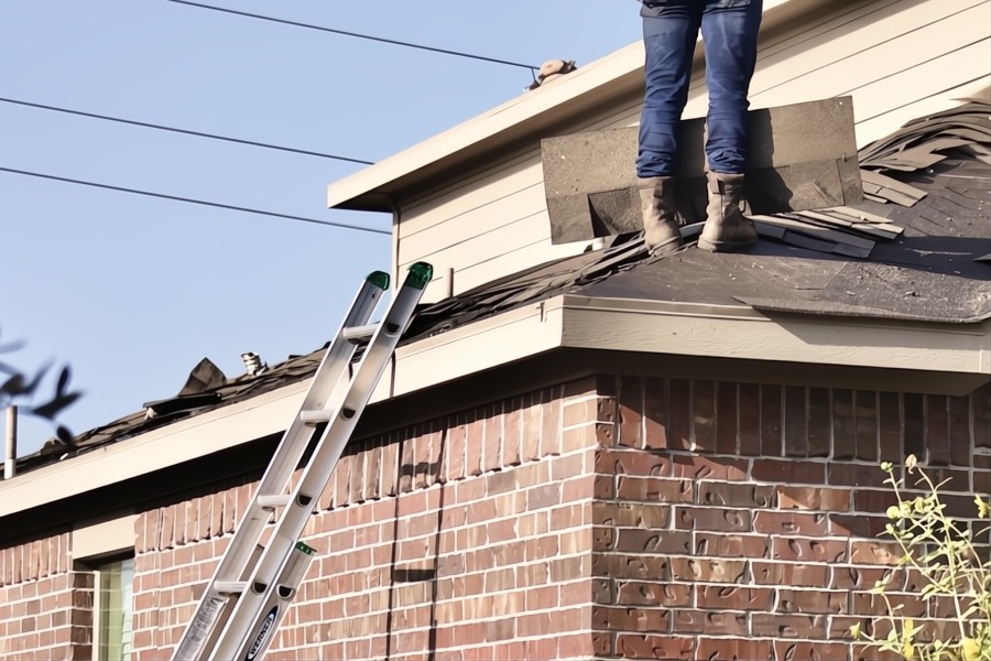 Fixing Damage Done To Your Roof: 6 Essential Tips To Know