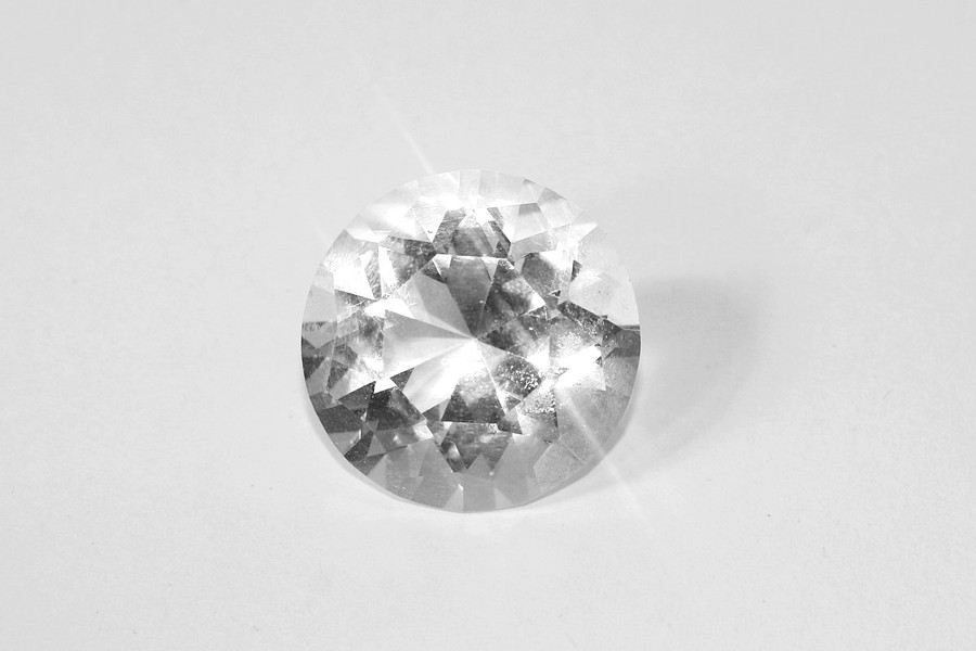 Exploring The Color And Clarity Of Lab-Grown Diamonds