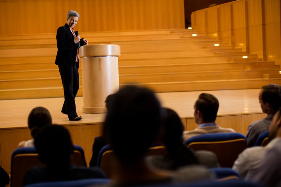 How To Find Perfect Motivational Sales Speaker For Your Event
