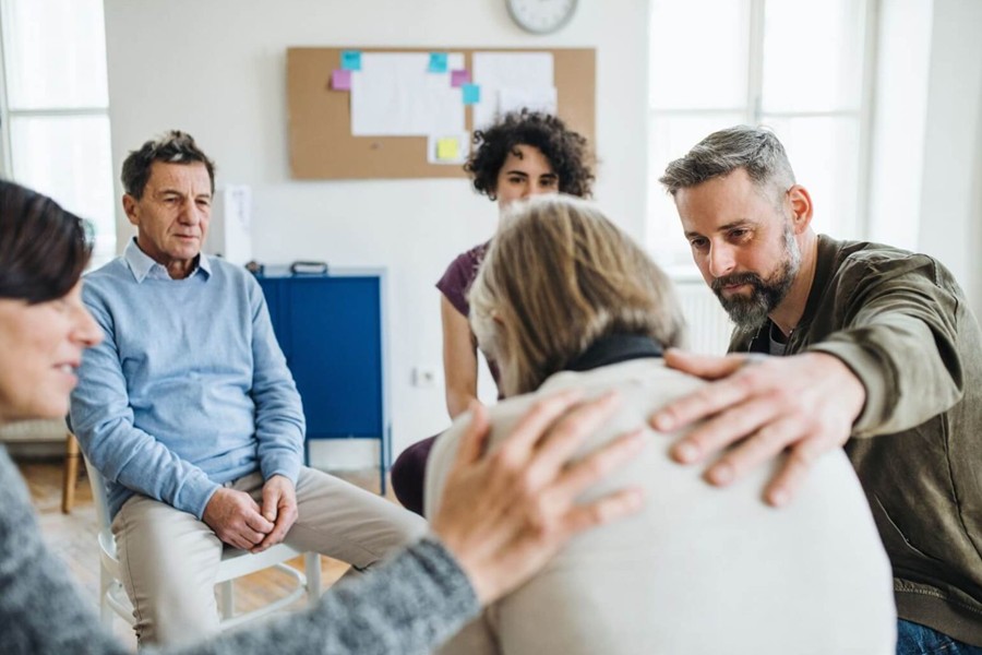 How Holistic Alcohol And Drug Rehab Helps Heal Mind, Body, And Spirit