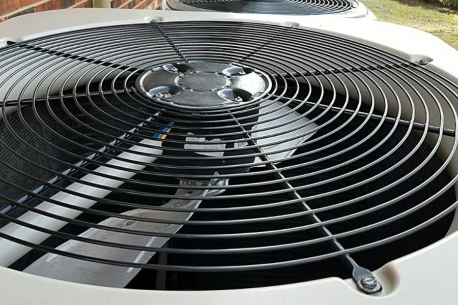 Charles Manuel "Sweet Daddy" Grace, Harlem NY 1881 - 1960 (Video)