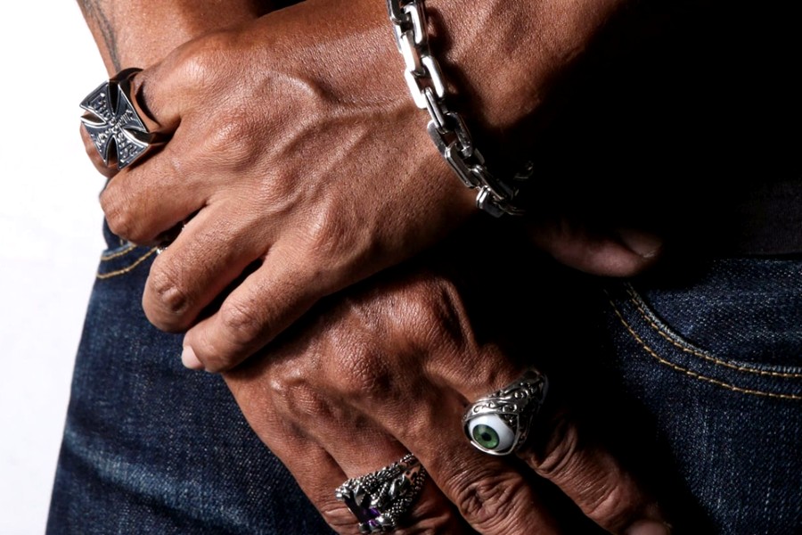 Silver Jewelry Essentials: Top Trends For Stylish New Yorkers