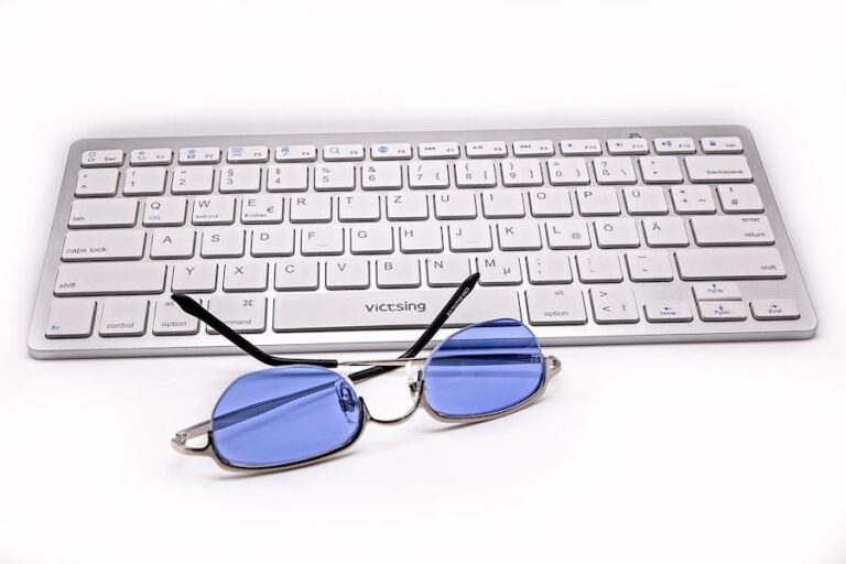 Sponsored Love: Digital Eye Strain? How Blue Light Glasses Can Protect ...